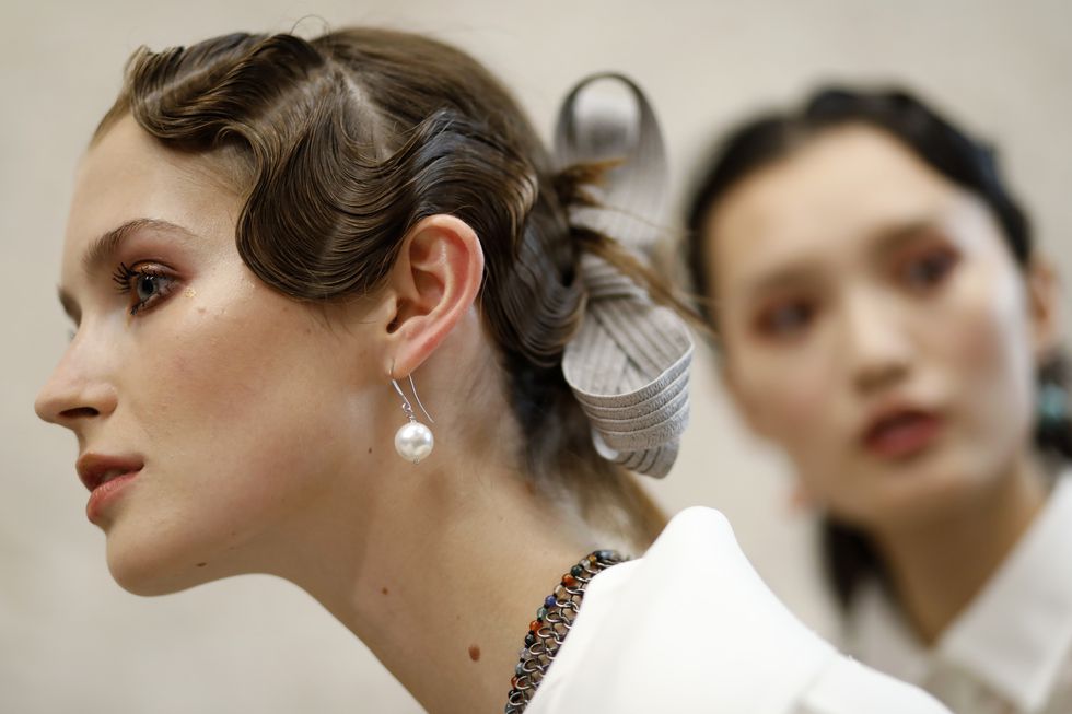 Hot Weather Hair Ideas Aande Magazine