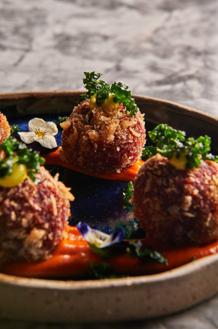 Masti La Mer Dubai: A&E Reviews the Beautifully Off-Beat Indian Restaurant