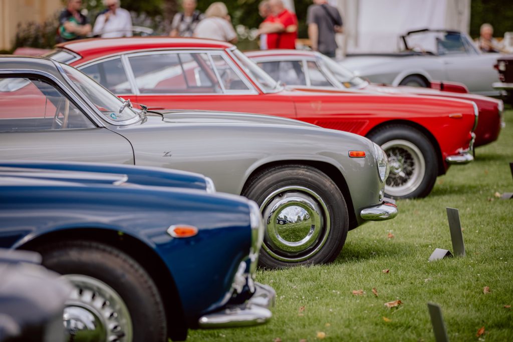 A. Lange & Söhne Partners With Virtual Classic Car Competition