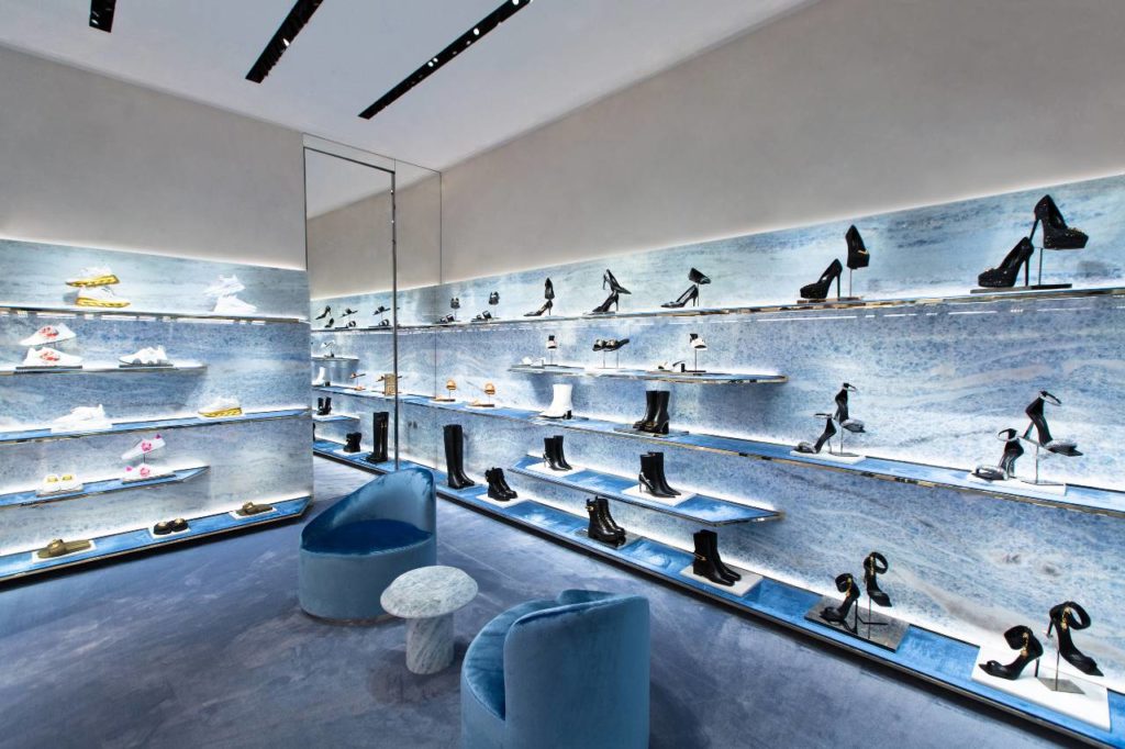 Versace Opens a Flagship Store in Dubai - A&E Magazine