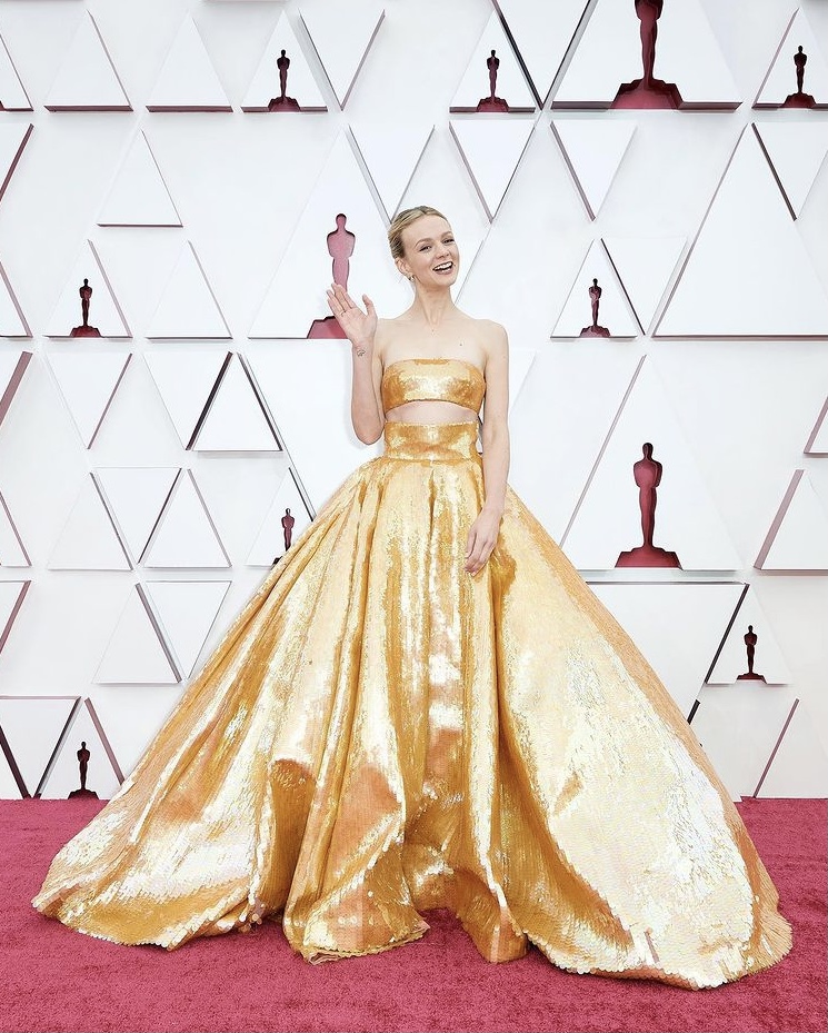 Best Dressed at the 2021 Academy Awards - A&E Magazine