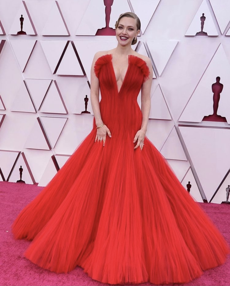 Best Dressed at the 2021 Academy Awards - A&E Magazine