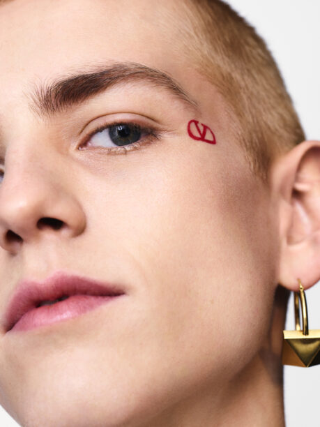 Valentino Launches Its First Ever Makeup Line - A&E Magazine