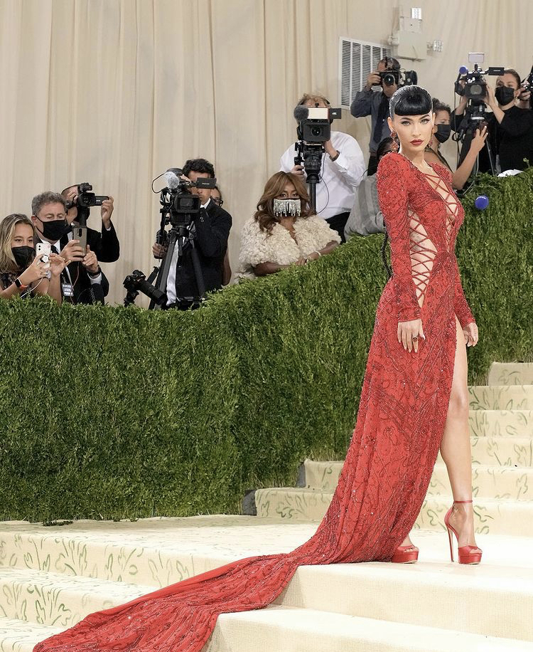 Best Dressed at the 2021 MET Gala - A&E Magazine