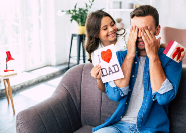 a&e Online | Access to the World's Best Fashion and Luxury