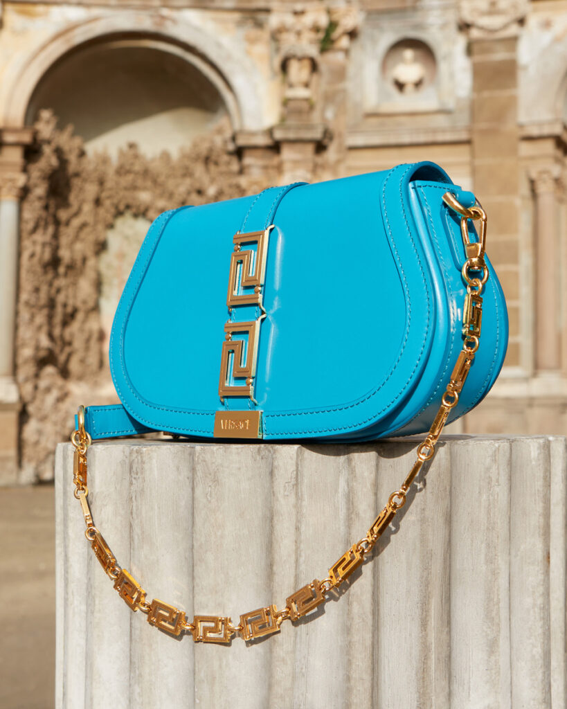 Versace Introduces a New Line of Bags and Accessories - A&E Magazine