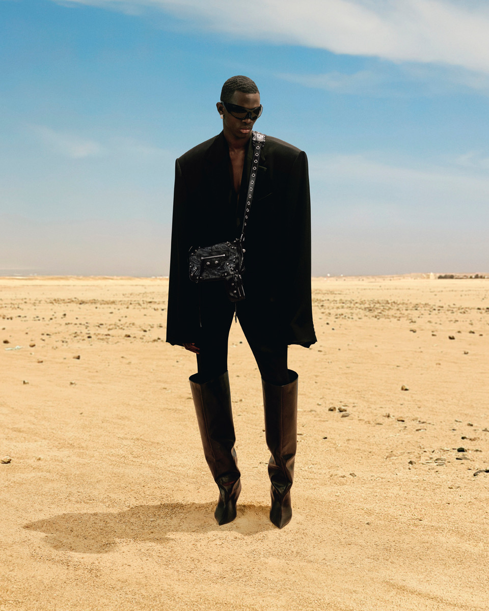 Balenciaga’s Winter 22 Campaign is Making an Impact - A&E Magazine