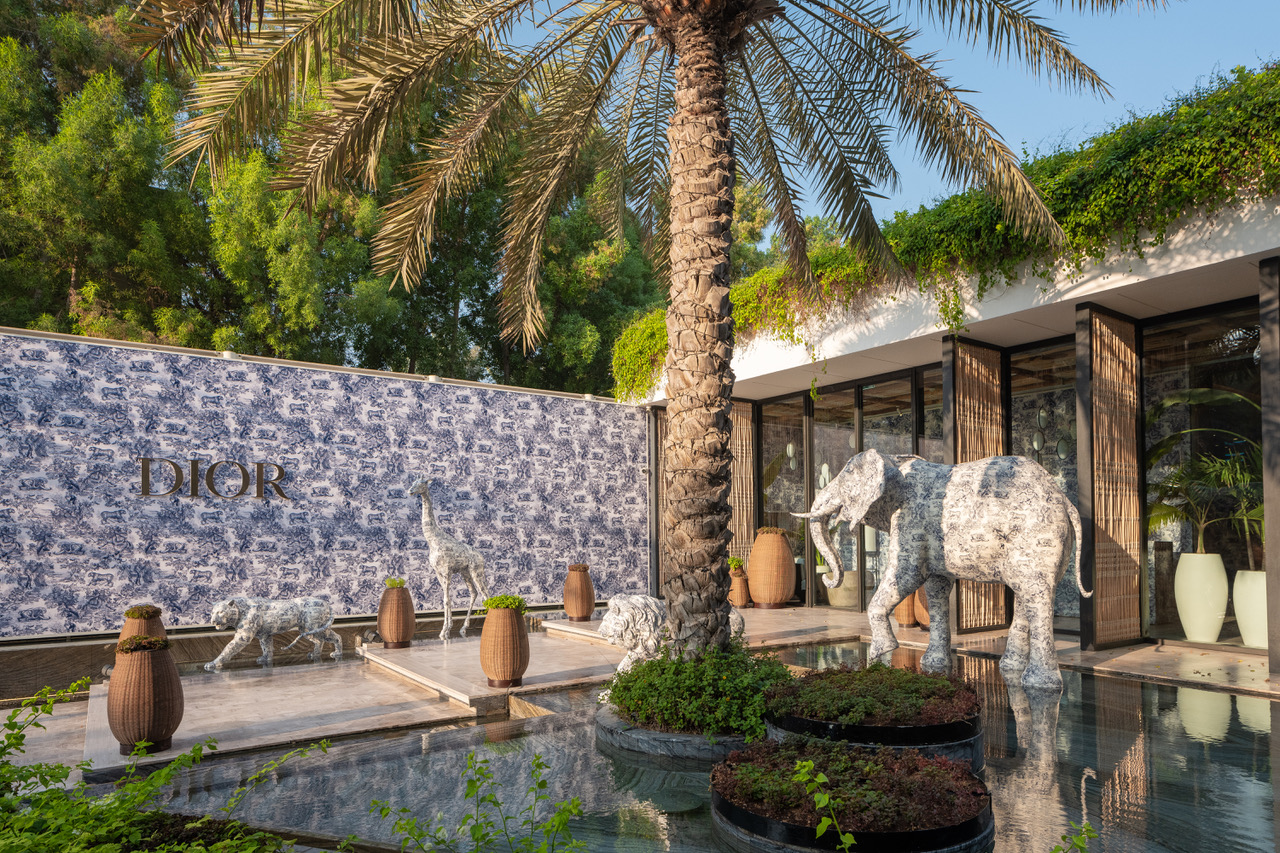In Pictures: See Dior’s Exclusive Pop-Up Store at Nammos Dubai - A&E ...