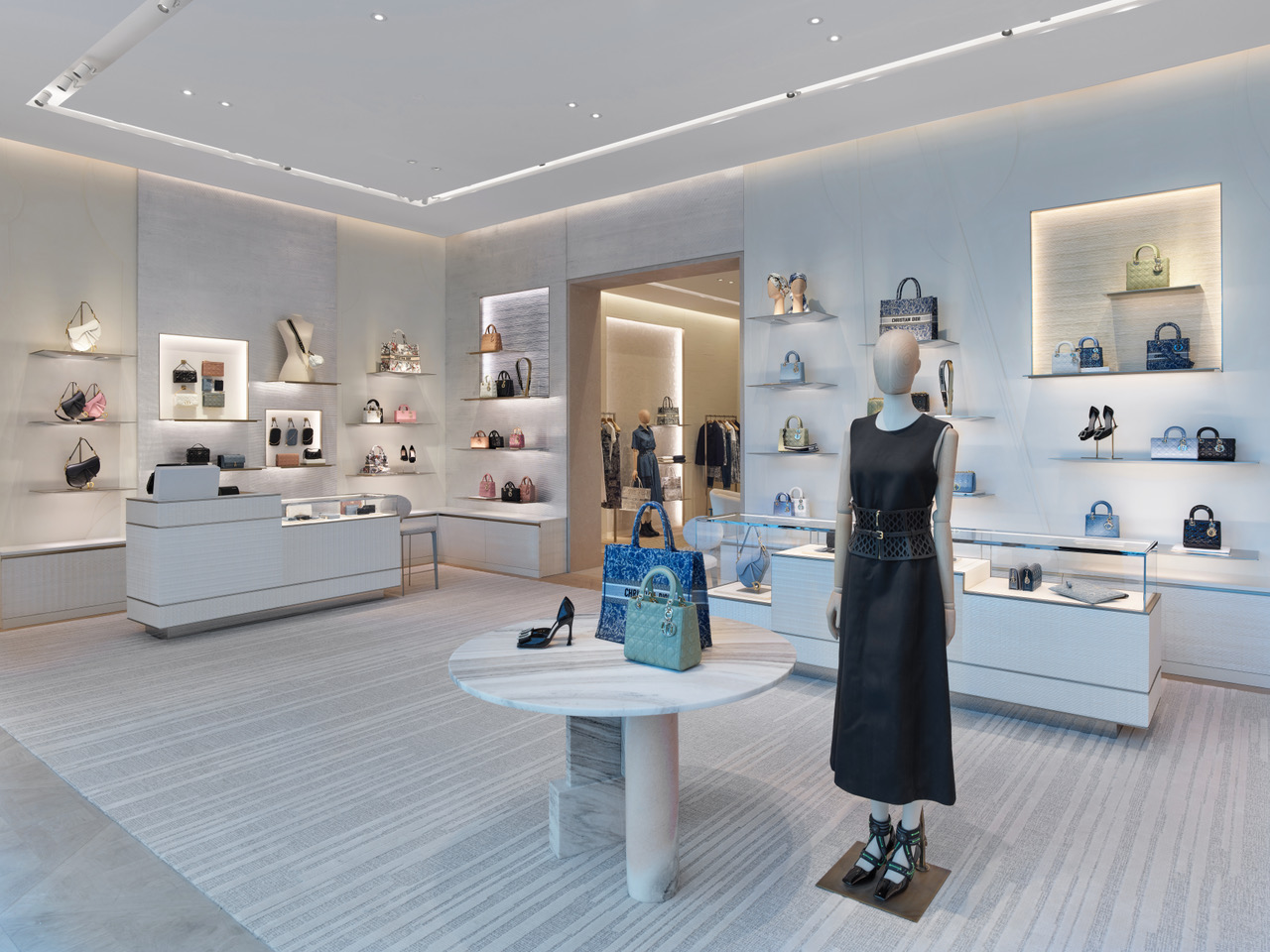 Dior Opens Three Pop-Up Boutiques in Doha - A&E Magazine