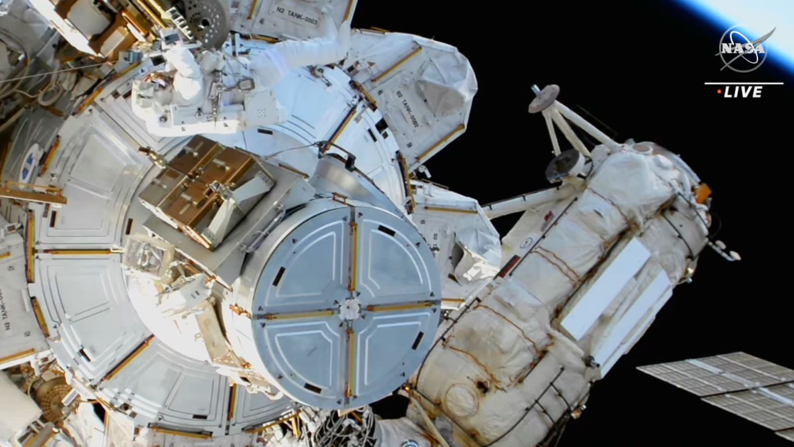 UAE Astronaut Sultan Al Neyadi Becomes the First Arab to Walk in Space ...