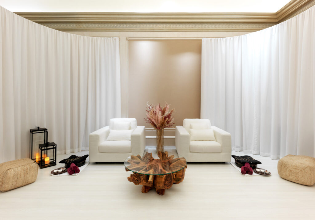 Mandarin Oriental Emirates Palace General Manager Michael Koth ...