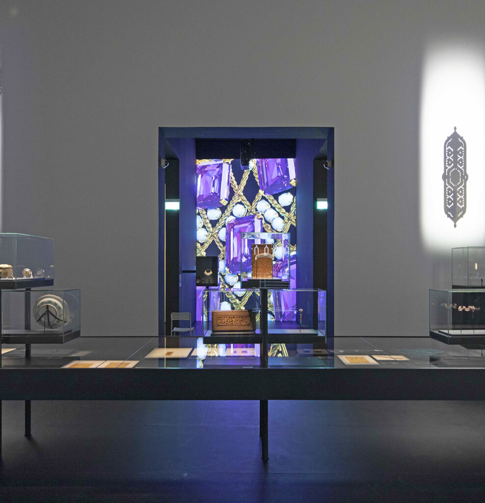 Cartier Celebrates Islamic Art And Modern Design With A New Exhibition ...