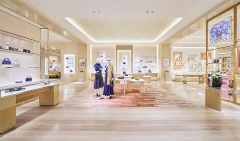 Louis Vuitton Unveils its New Boutique at Solitaire Mall in Riyadh - A ...